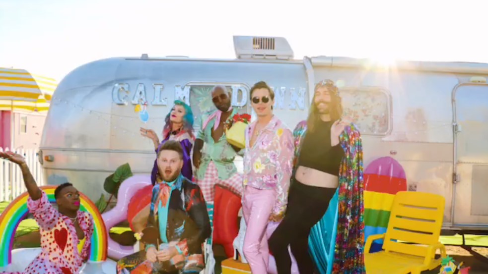 Taylor Swift Shares Sweet Message for Pride Month – The A-List Hype Taylor Swift Shares Sweet Message for Pride Month – The A-List Hype